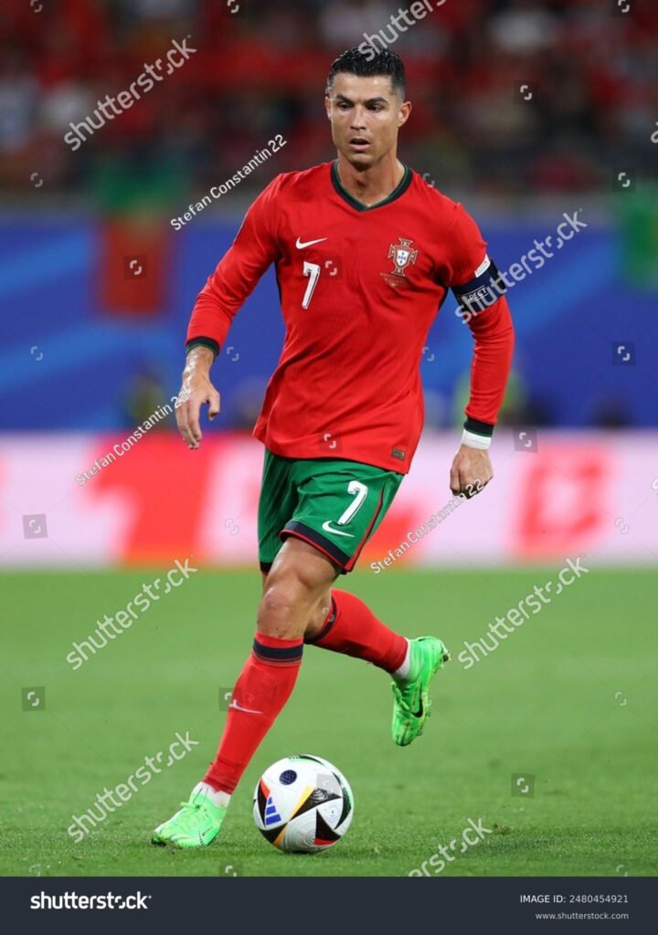 Cristiano Ronaldo Reaches 1 Billion Social Media Followers: An ...